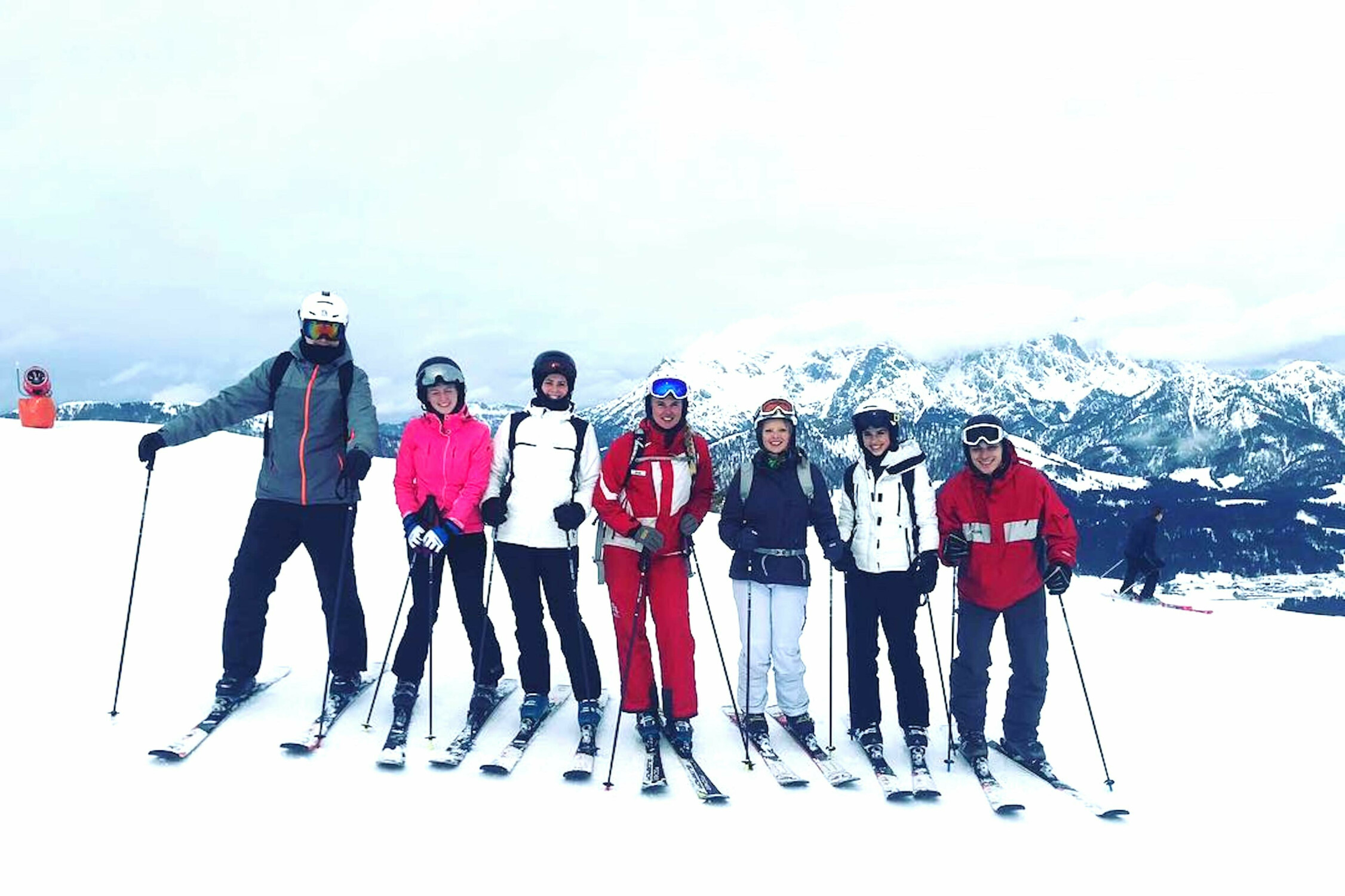 Group lesson adults (15+ years, all levels) full days | Ski-Pro